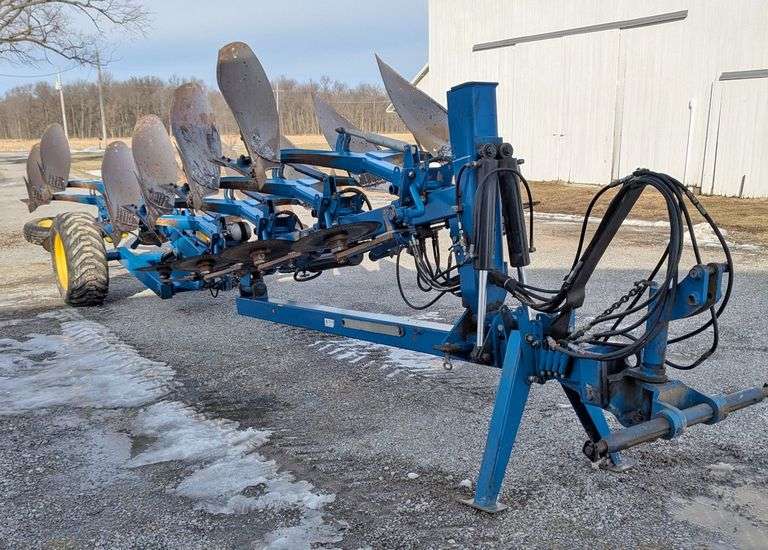 Overum CXL 6-Bottom Rollover Plow, Well Maintained, Includes Many Extra ...