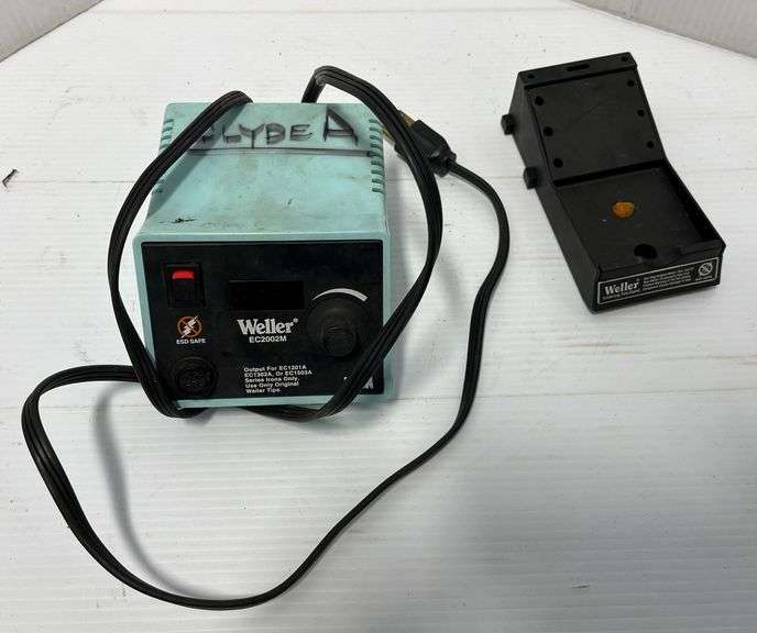 Weller soldering tool station and holder, machine has cord but not ...