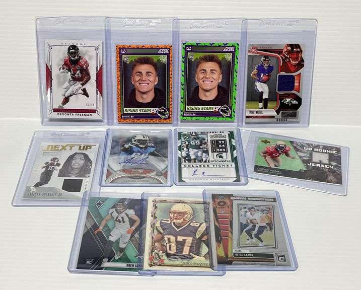 (11) Football cards, include: 2- Auto Cards, guaranteed by Topps/Panini ...