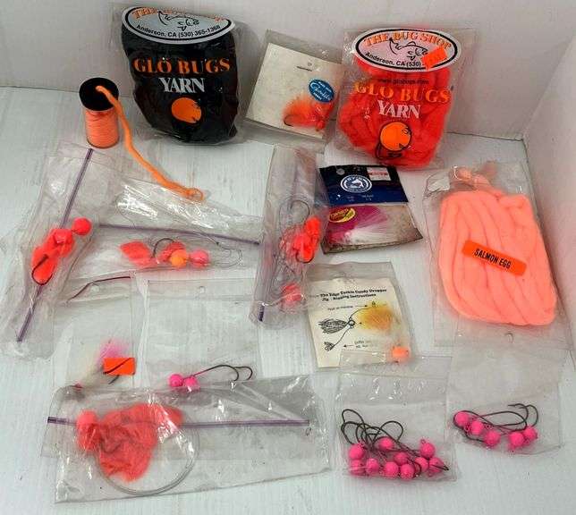Gamakatsu jigs and yarn for salmon fishing, good - Albrecht Auction Service