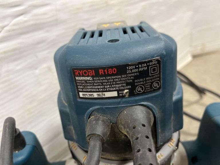 RYOBI 2 HP router with 1/2" collet in box of assorted hardware, router ...