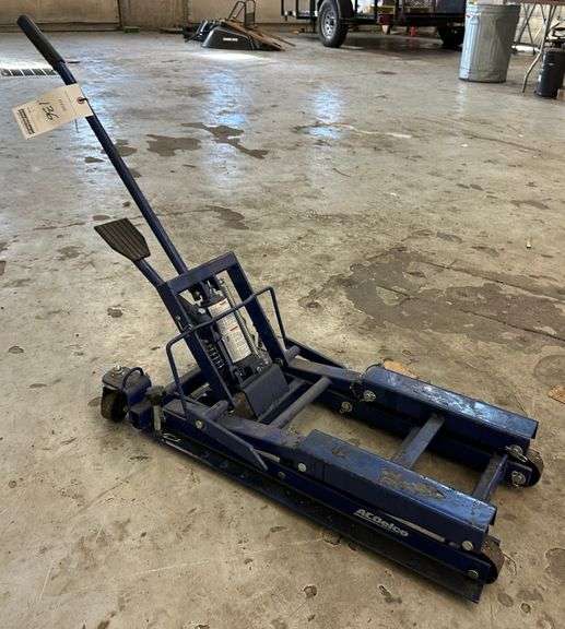 AC Delco 1,500 lb. Motorcycle/ATV Jack - Albrecht Auction Service