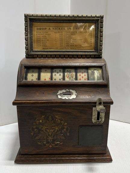 Antique counter top slot machine, made by Mills Novelty Co., 10"W x 16 ...