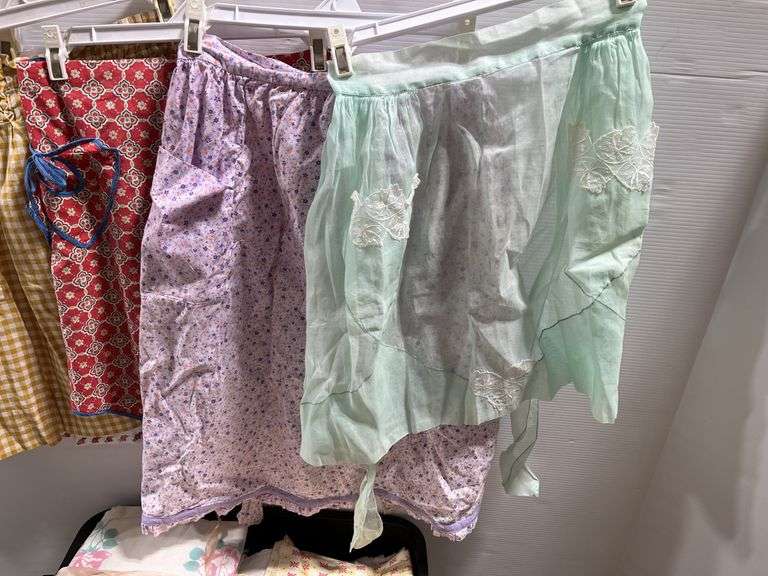 Group of older kitchen linens, includes: Tablecloth, towels, potholders ...