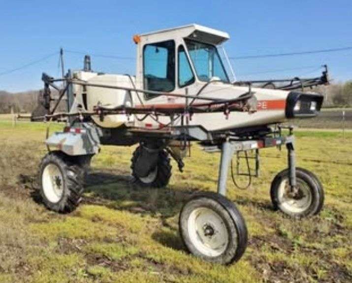 Spra-Coupe 230, (3,2XX Hours), Melroe Flow Rate Controller, 51' Booms ...