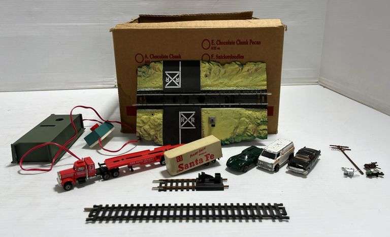 HO Guage Train Set - Albrecht Auction Service