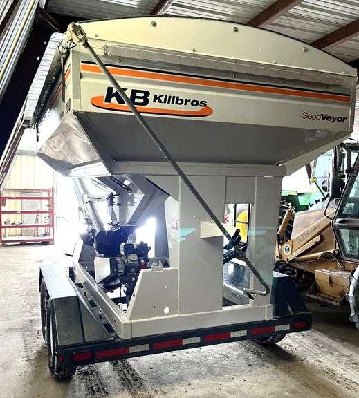 Killbros 260 Seed Tender, Like New, Roll Tarp, Honda Engine, Housed ...