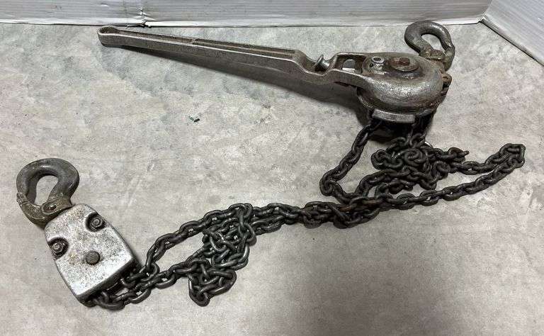 1 1/2-Ton Coffing hoist, long-chain, (2) locking hooks, Model RA-15 ...