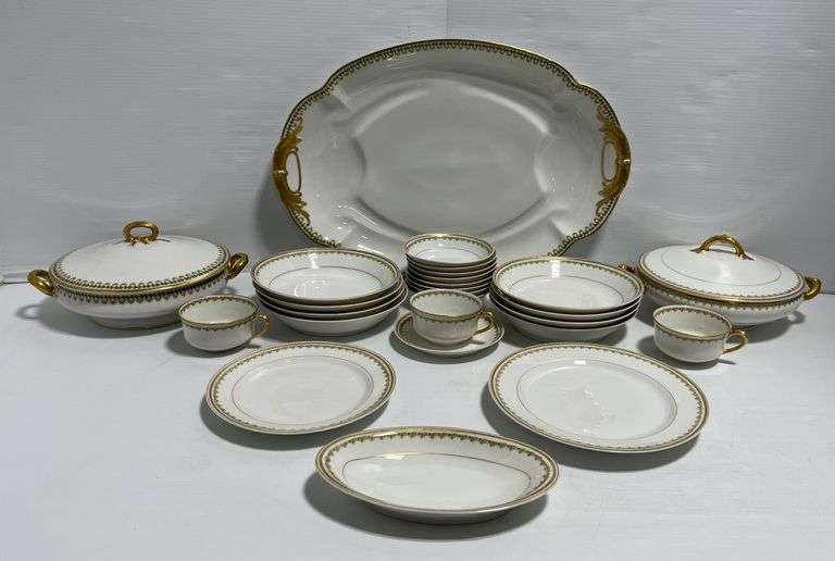 (26) Older Haviland china france limoges pattern, up to 19"W, great ...