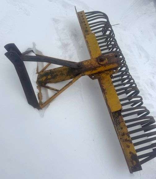 This item Selling ABSOLUTE! ~~~ 3-Point Hitch York Rake, 6'W, NOTE: No ...