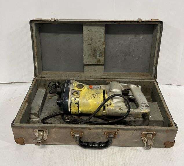 Black & Decker rotary hammer in hard case, takes spline bits, heavy ...