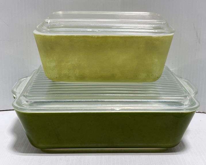 (2) Pyrex refrigerator containers with lids, includes: 1- Small, approx ...