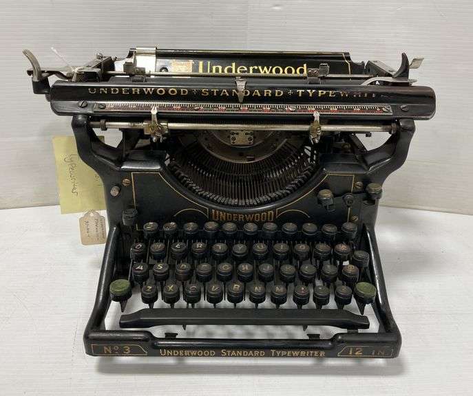 Circa 1901-1919 Underwood standard typewriter No. 3-12, Serial No ...