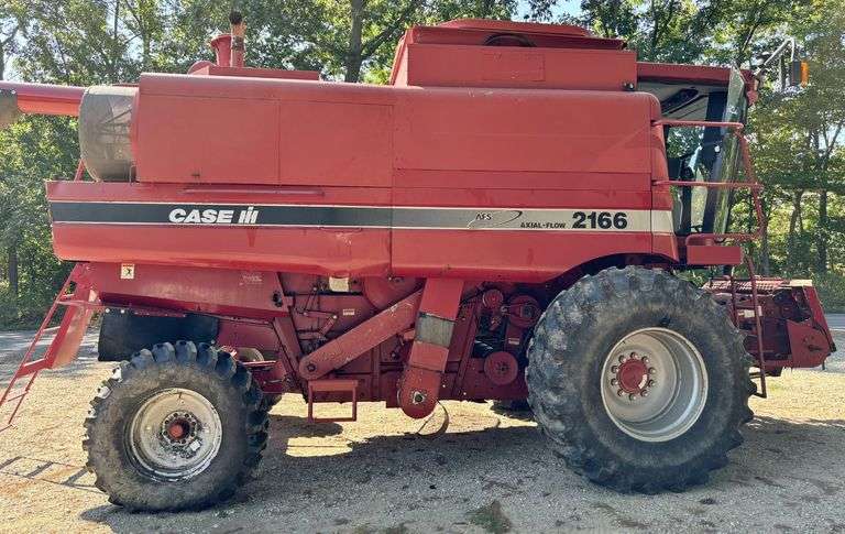 1997 Case IH 2166 Combine, 2WD, Many New Parts, Field Ready - Albrecht ...