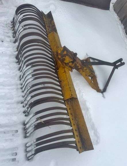 This item Selling ABSOLUTE! ~~~ 3-Point Hitch York Rake, 6'W, NOTE: No ...