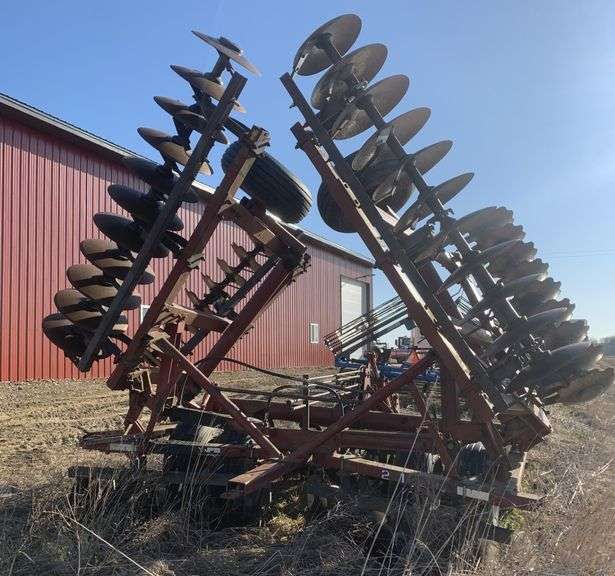 White 271 Disk, 26' Working Width, 20" Notched Front Blades, 22" Smooth ...