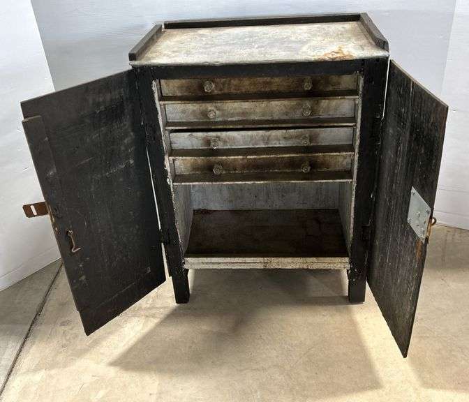Handy old wooden tool chest with four drawers and latch for padlock if ...