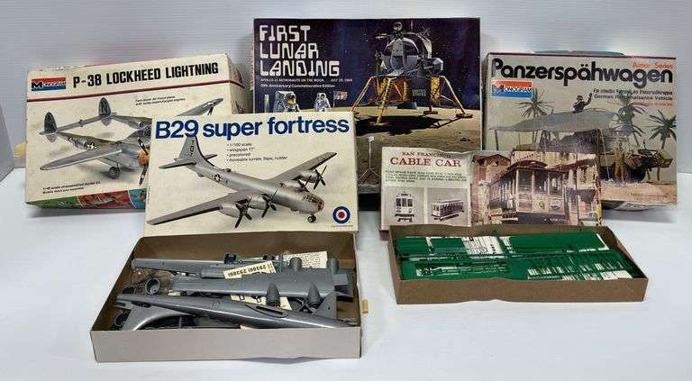 (6) Plastic models, up to 1:48 scale, boxes have wear, may be missing ...