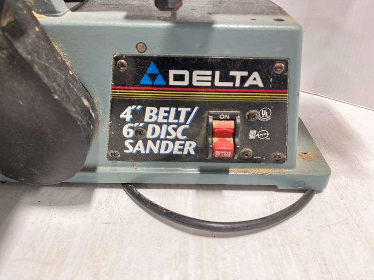 Delta belt sander, bench top, 6" disc , 4" x 36" belt, works great ...