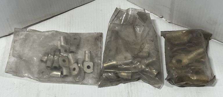 (30) Standard ignition battery terminals, two wire sizes, all NIP ...
