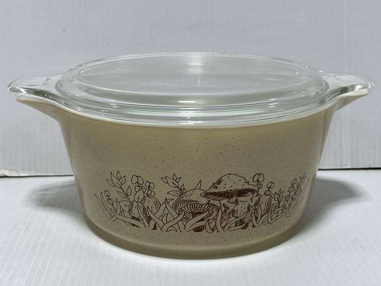 (2) Pyrex lidded 474-B Forrest Fancies mushroom casserole dish ...