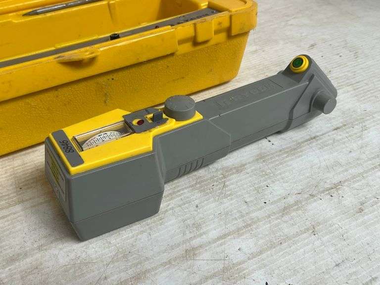 Rycom 8846 Locator with Transmitter for Locating Pipe/Cable - Albrecht ...