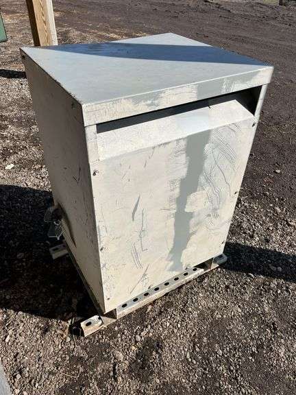 Federal Pacific Isolation Transformer Model 36B, Catalog No: T4745 ...