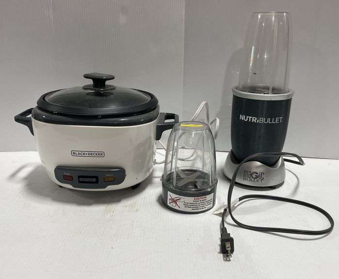 Black & Decker rice cooker and Nutribullet blender, rice cooker- 8"Dia ...