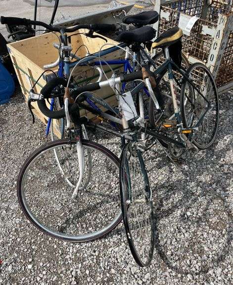 4-Piece Bike Project Lot, includes: Huffy 625, Monterey Fuji; Fuji ...