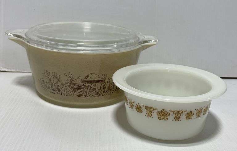 (2) Pyrex lidded 474-B Forrest Fancies mushroom casserole dish ...
