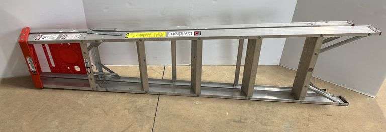 Davidson step ladder, 6', good - Albrecht Auction Service