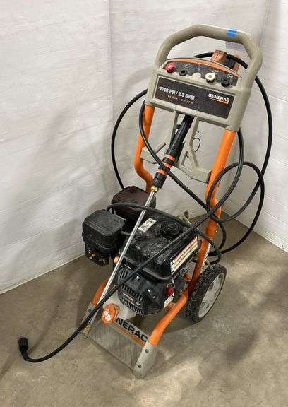 Generac 2700 PSI power washer, runs, works - Albrecht Auction Service