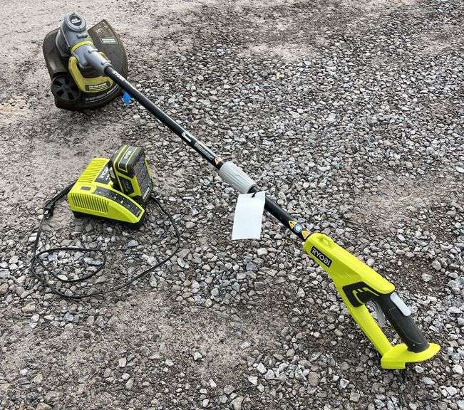 RYOBI weed whip with battery and charger, good - Albrecht Auction Service