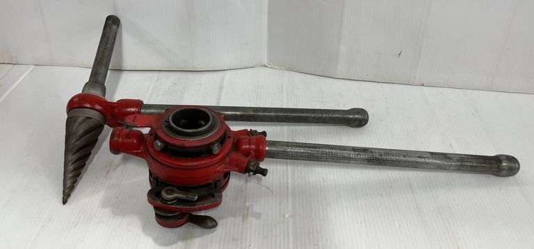 RIDGID pipe reamer, and RIDGID pipe threader, 24"L, good - Albrecht ...