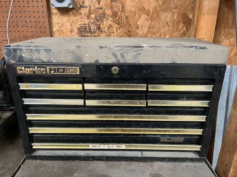 Clarke Heavy Duty Rolling Toolbox (top and bottom boxes), No Keys ...