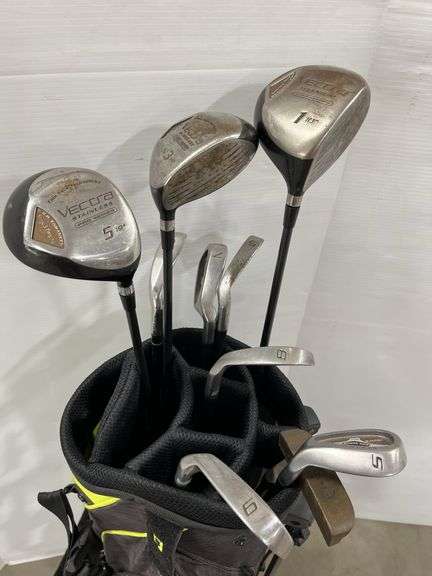 Men's right-handed golf clubs in bag, include: 1, 3, and 5 Woods ...