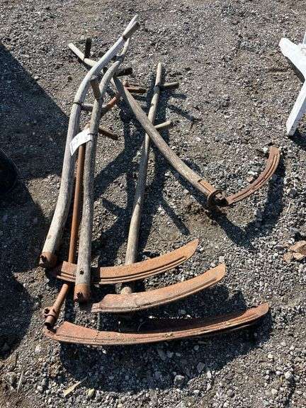 (5) Hand sickles, longest- 60"L - Albrecht Auction Service