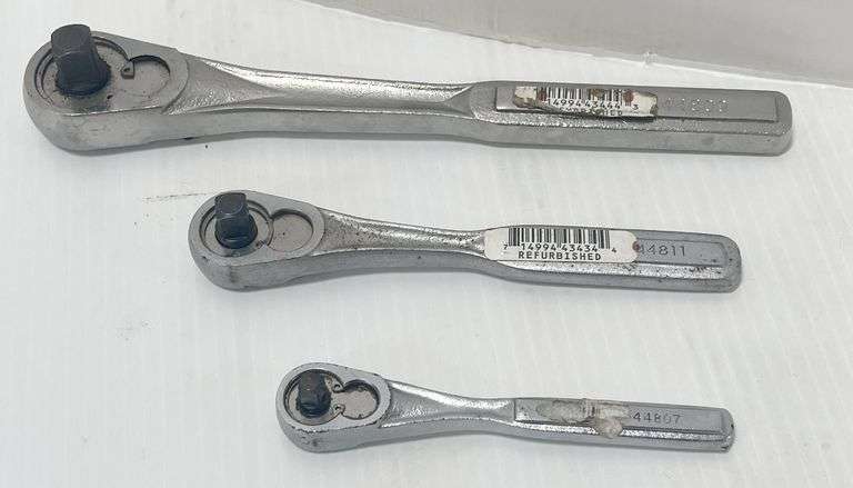 (3) Craftsman ratchet set, includes: 1/2", 3/8", and 1/4", like new - Albrecht Auction Service