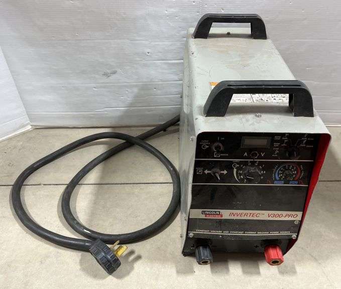 Lincoln Invertec V300-Pro welder, powers on and welds, amperage will ...