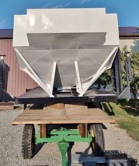 2023 Chandler Model 16-Ton RDT Dry Fertilizer Tender Box, Everything is ...