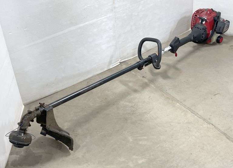 Murray weed whip trimmer, runs well - Albrecht Auction Service