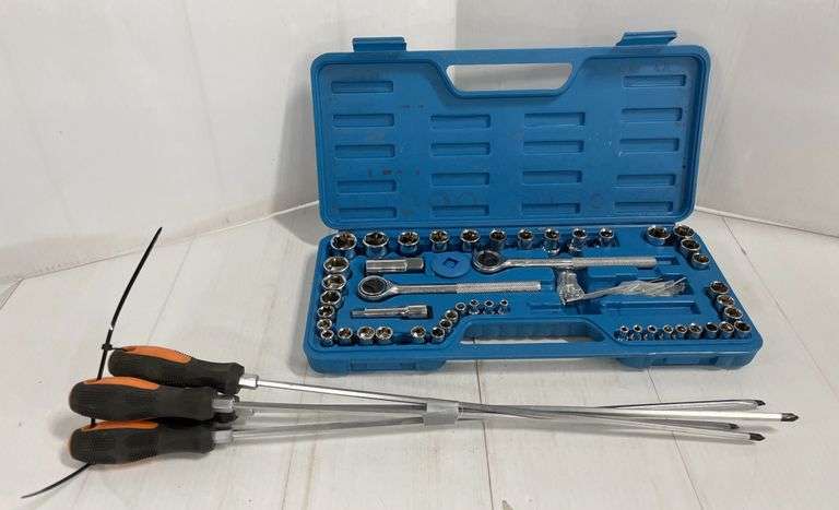 (4) Long screwdrivers, include: 2- Phillips head, 2- Flat head, Socket ...