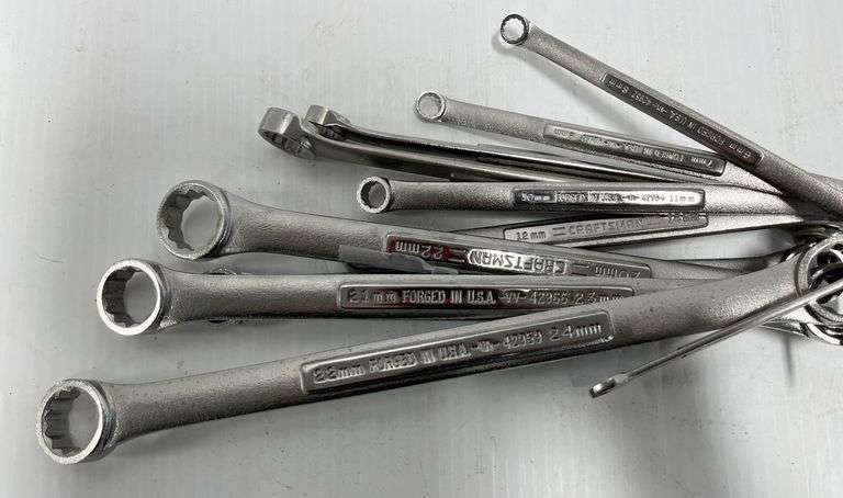 (11) End closed MM wrenches, includes sizes: 24, 23, 22, 21, 20, 19, 18 ...