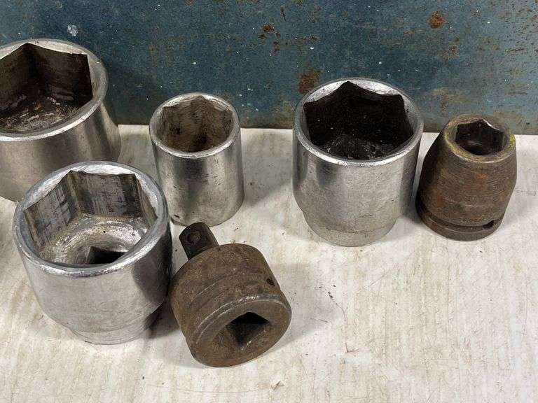 (27) Total sockets includes: 3/4" sockets, 6-point and 12-point sockets ...