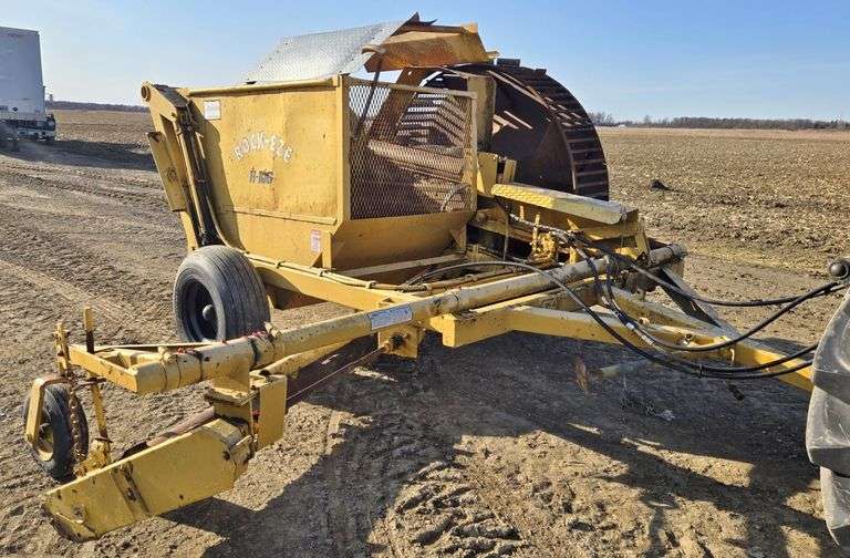Rock-Eze H106 Haybuster, Field Ready - Albrecht Auction Service
