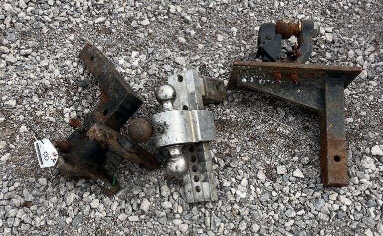 (3) Hitches, and (1) Reese Ball, rusty - Albrecht Auction Service
