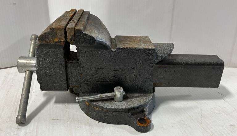 Larin 5" Bench Vise, 14"H, good - Albrecht Auction Service
