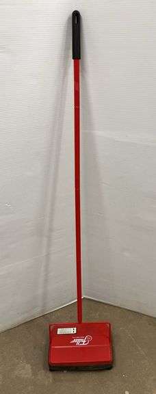 Fuller Carpet hard wood floor sweeper, 11"W x 7" x 44"H, used ...