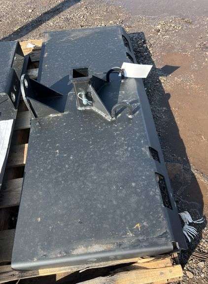 Heavy duty Gooseneck & Universal skid steer receiver hitch with chain ...