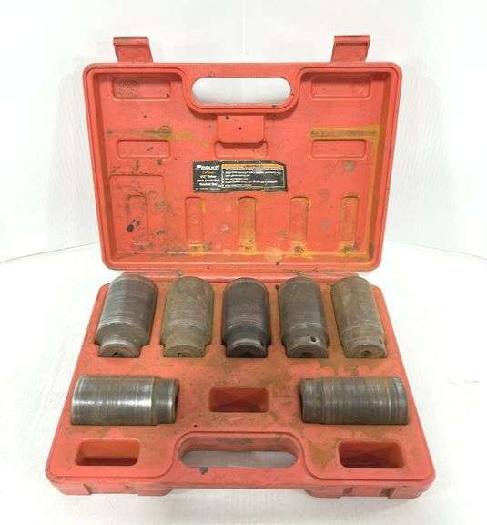 Pittsburgh 1/2" drive axle lock-nut socket set with case - Albrecht ...